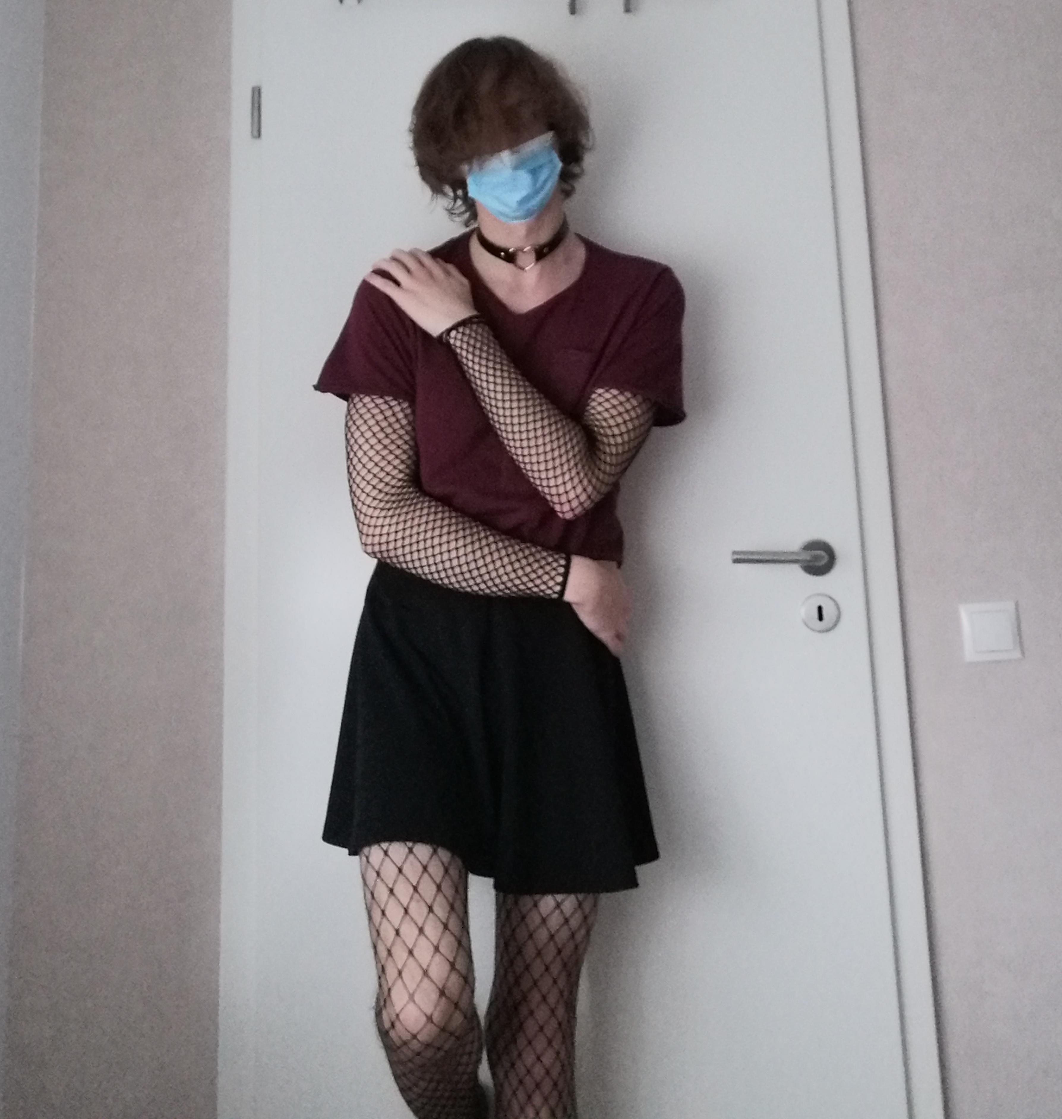 Do you like the goth girl? | Scrolller