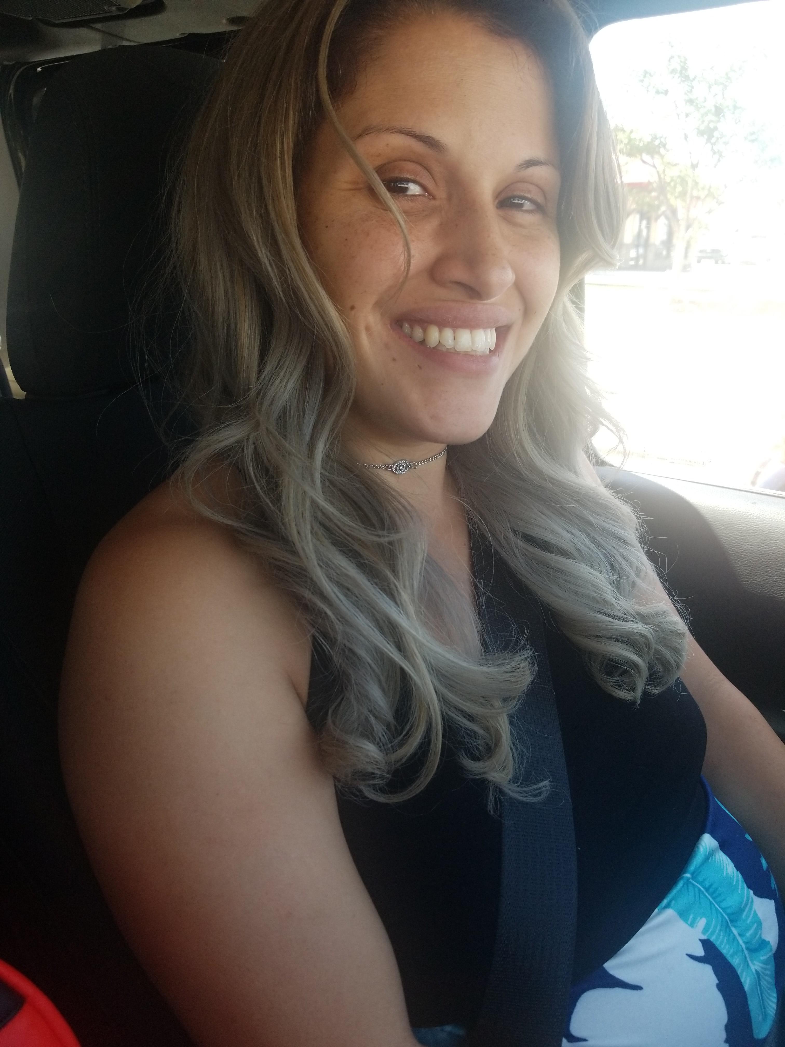 Do you like this little choker? | Scrolller