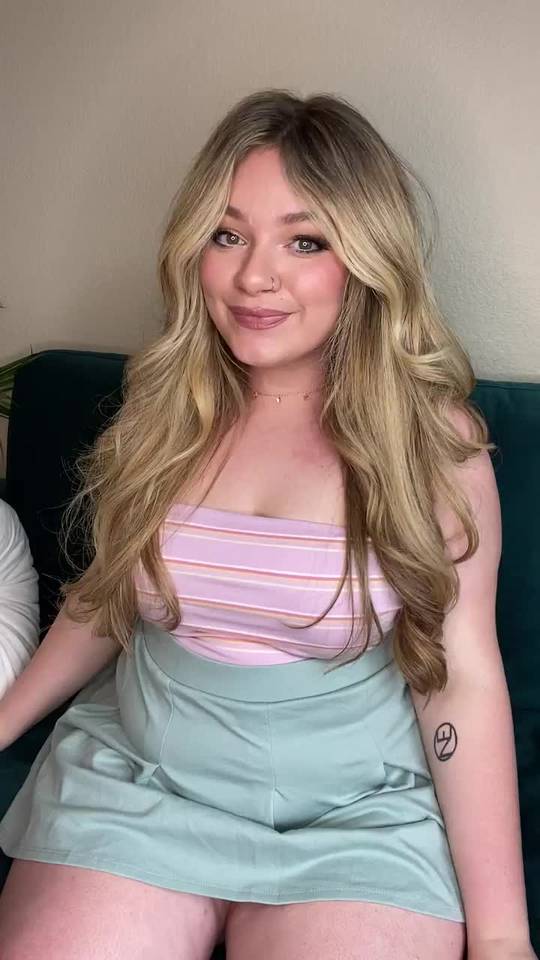 Do you like your milfs thick and sweet? | Scrolller