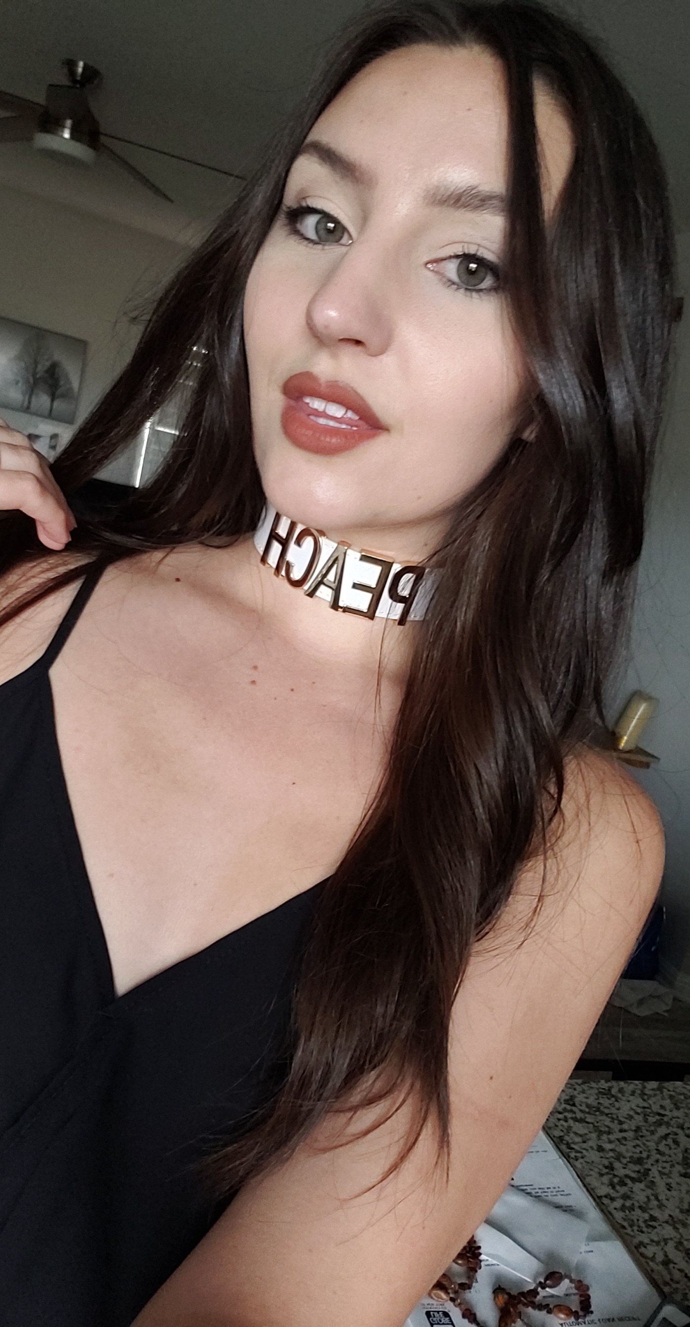 Do you prefer your mommy leashed? | Scrolller