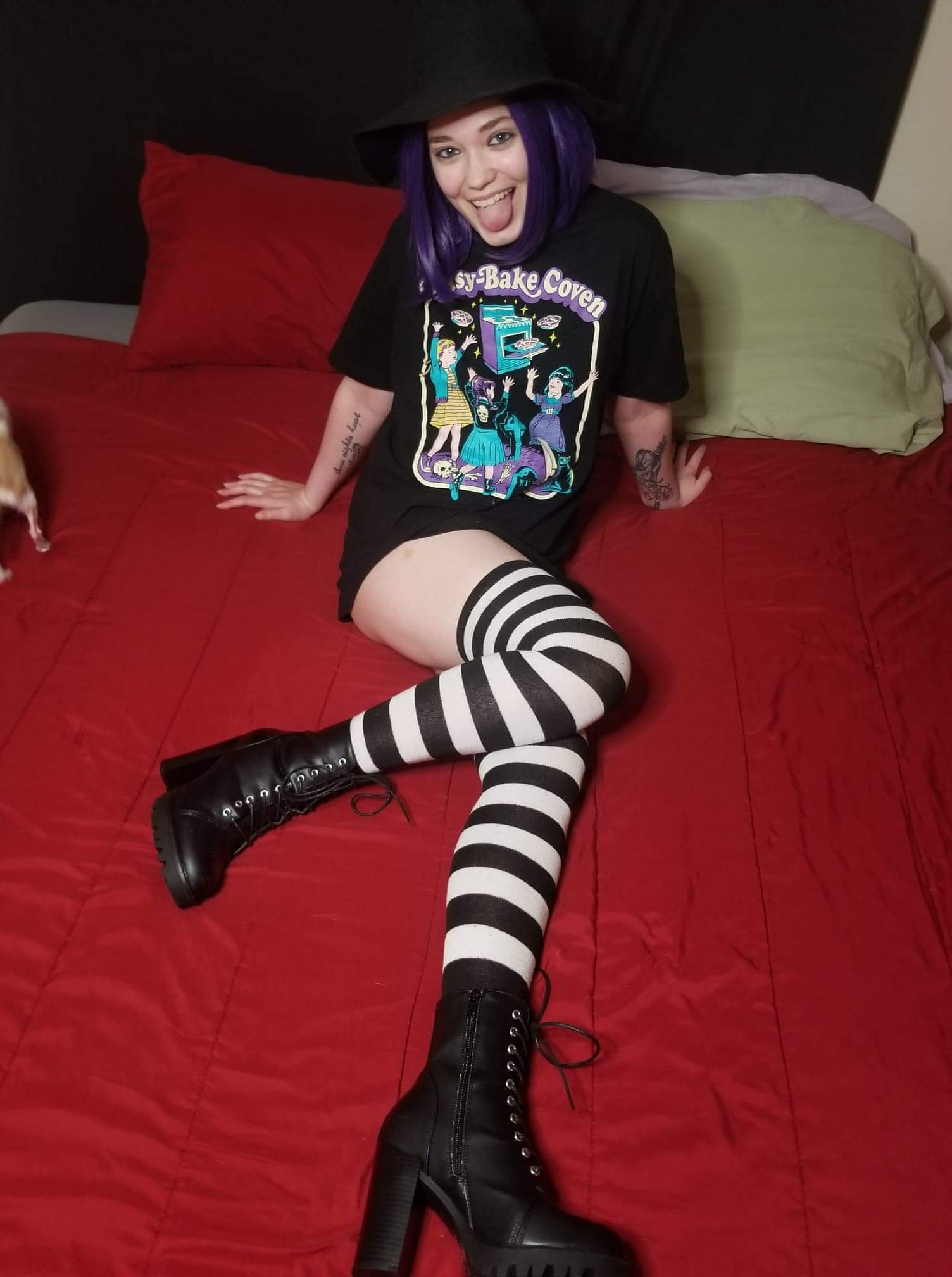 Do you think I'm a good witch? Or a bad witch? | Scrolller