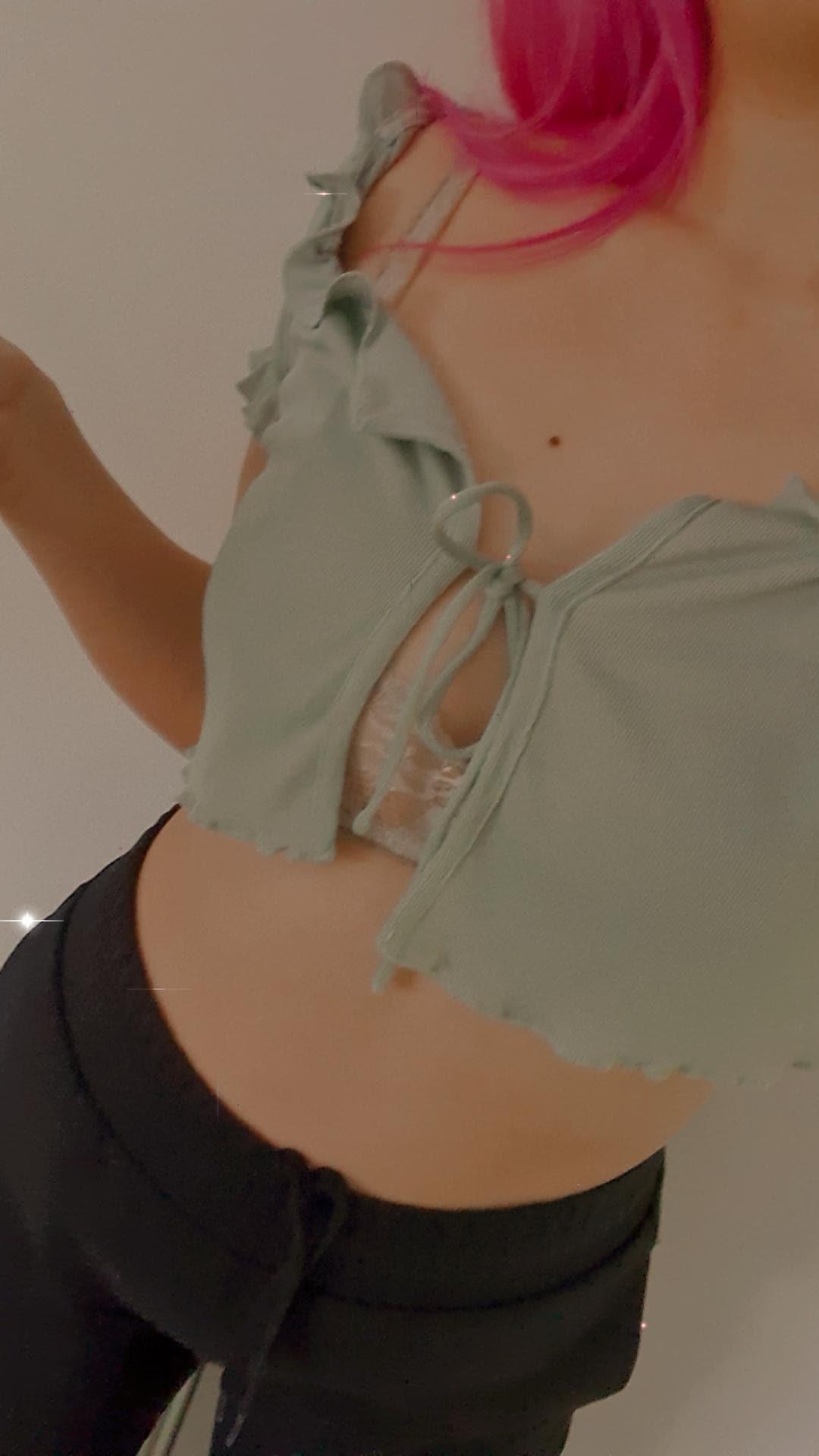 Do you want to pull the string ? | Scrolller