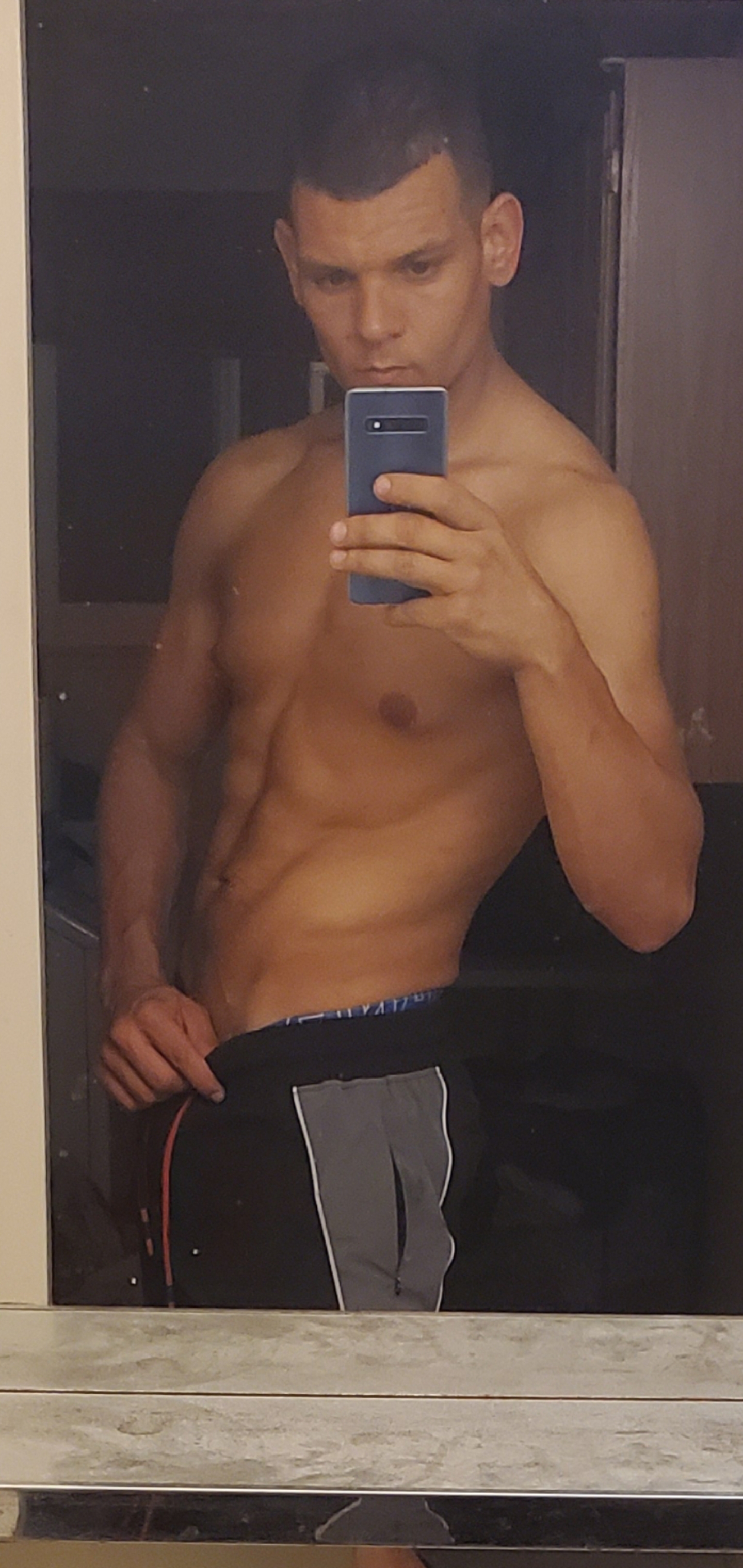 Do you want to see the rest? | Scrolller