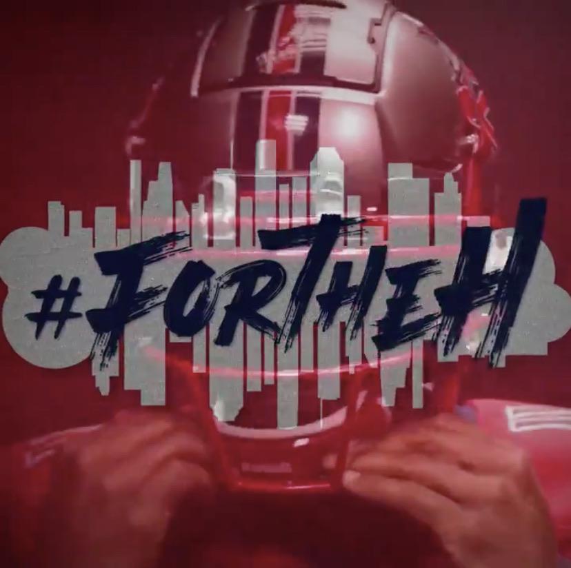 Does anybody have a good Roughnecks wallpaper? I got this from their Twitter, but it doesn't fit ...