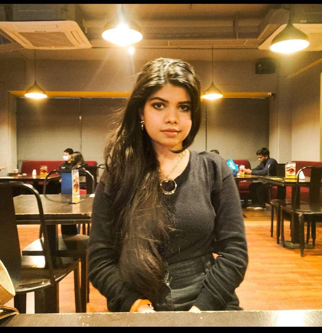 Does anyone has her leaks? | Scrolller