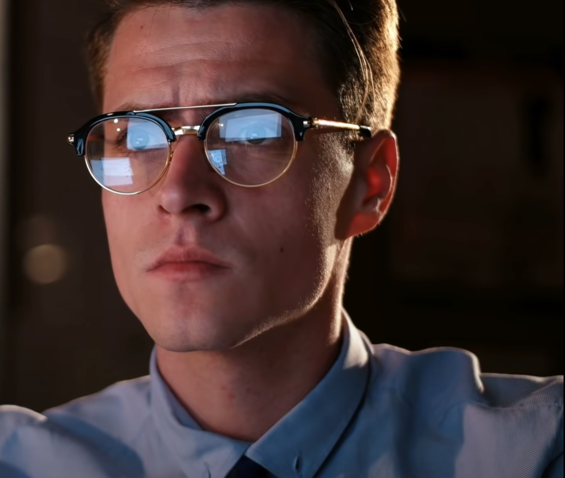 Does Anyone know what glasses are these? | Scrolller