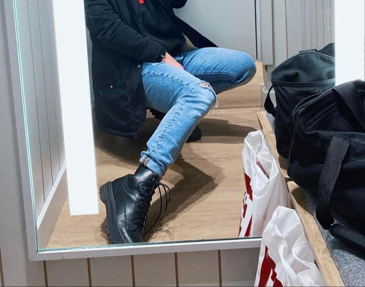 does anyone love a good boot? | Scrolller