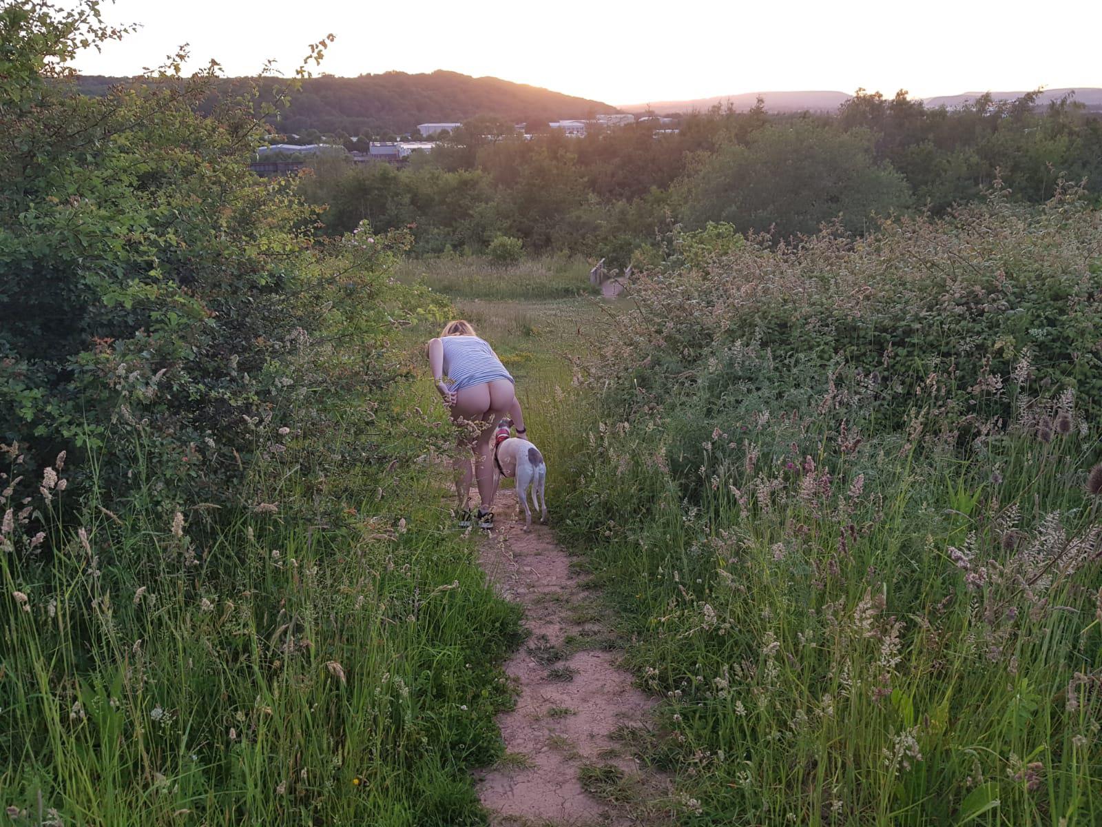 Dog walks are ideal for a cheeky mooning! | Scrolller