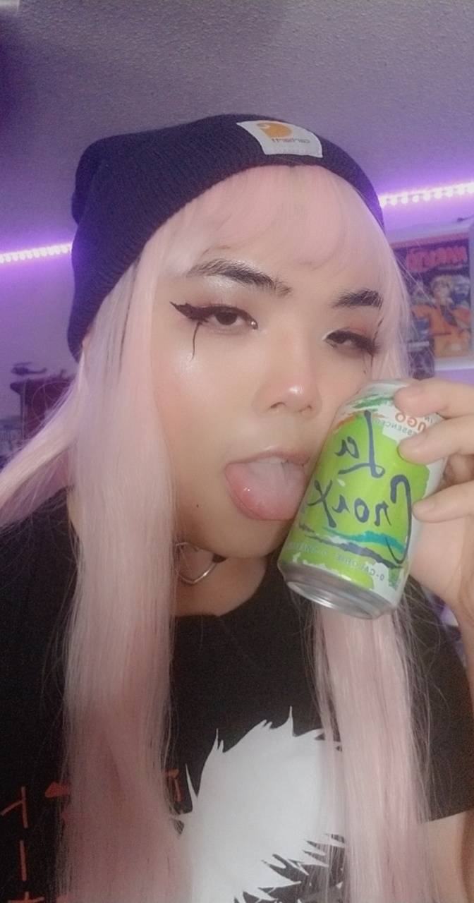 Dont licks random stuff | Scrolller