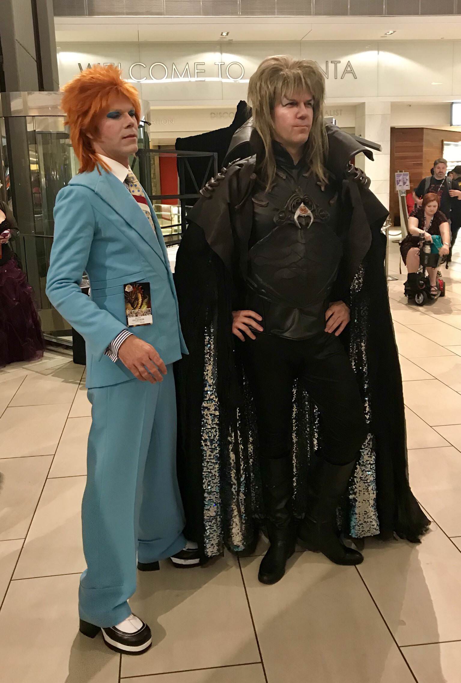 Double Bowie | Scrolller