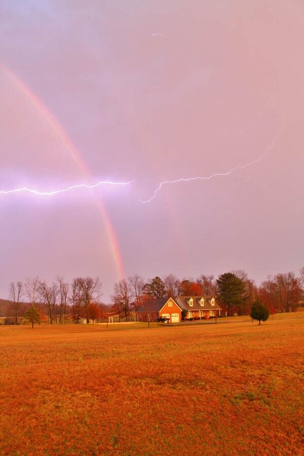 Double rainbow and lightning strike in Pangburn at 5:45 tonight. (600x900) | Scrolller