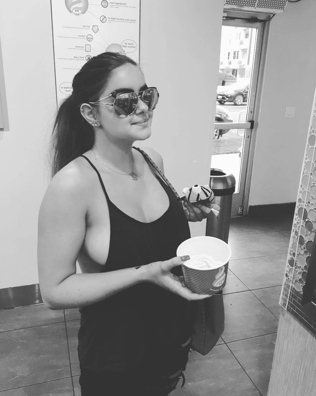 Ariel Winter | Scrolller