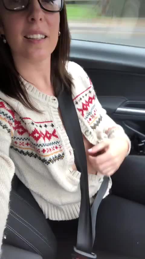 Driving around London not letting anyone spoil my fun, hehe! (F)39 Bi UK Mom 💋🏳️‍🌈🇬🇧 | Scrolller