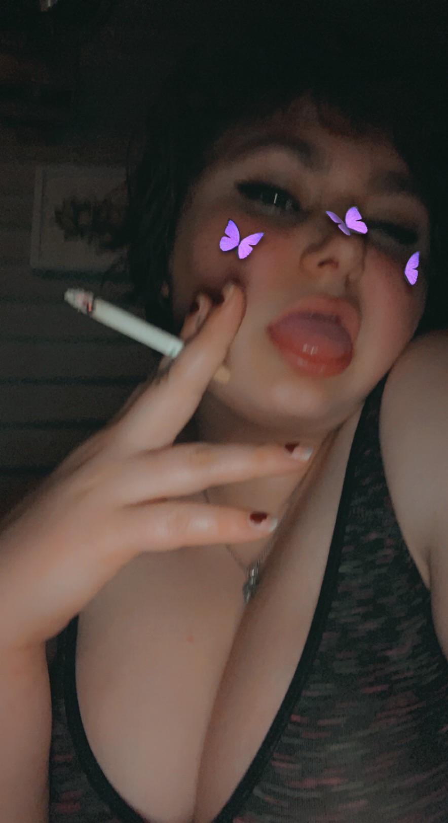 Drunk smoking | Scrolller