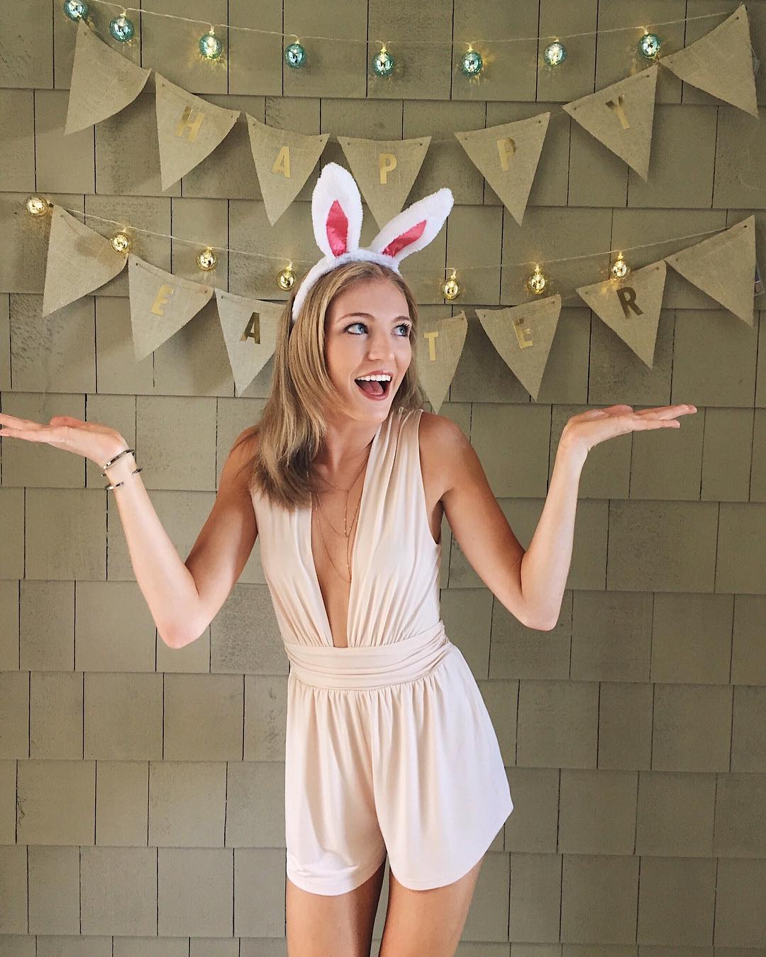 Easter Bunny | Scrolller