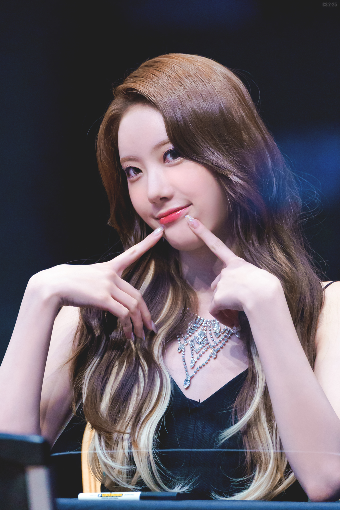 Elegant Luda being cute | Scrolller