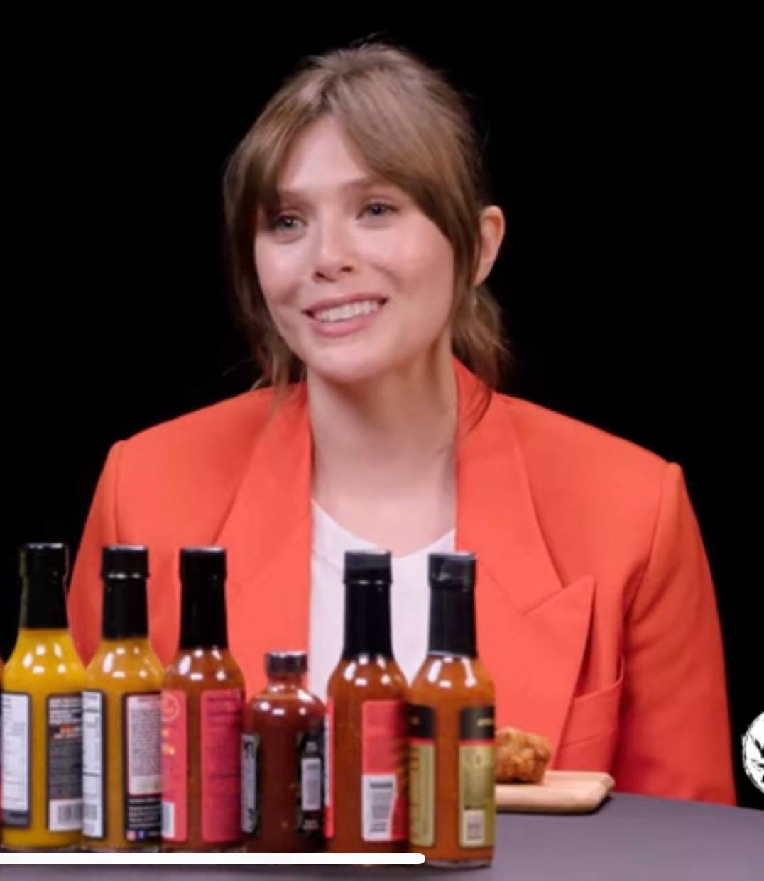 Elizabeth Olsen on the new Hot Ones | Scrolller