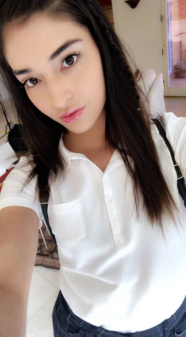 Emily Willis | Scrolller