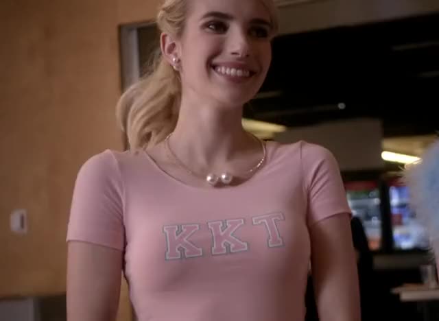 Emma Roberts is really cute | Scrolller