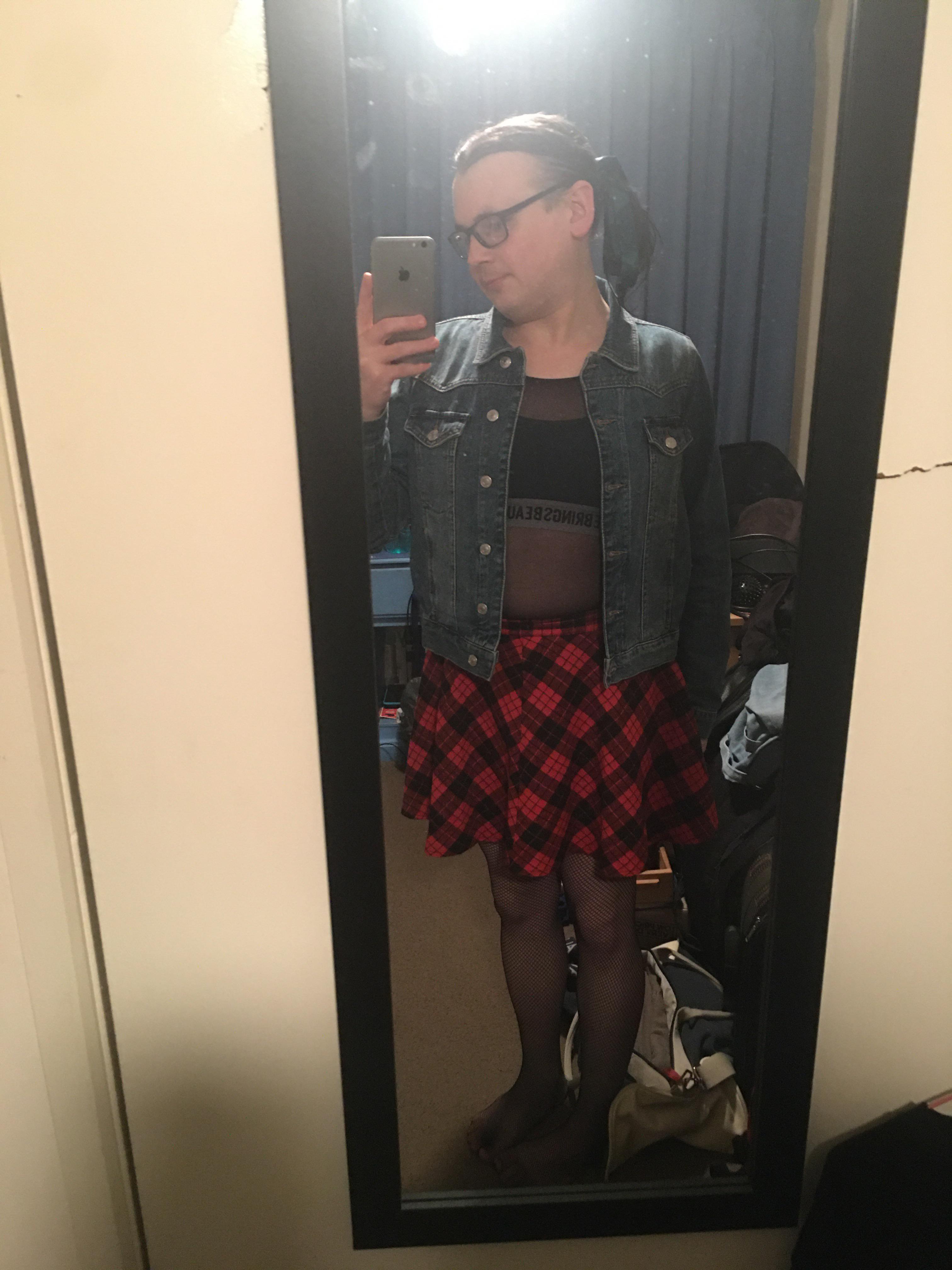 Enjoying a bit of a Punk Aesthetic | Scrolller