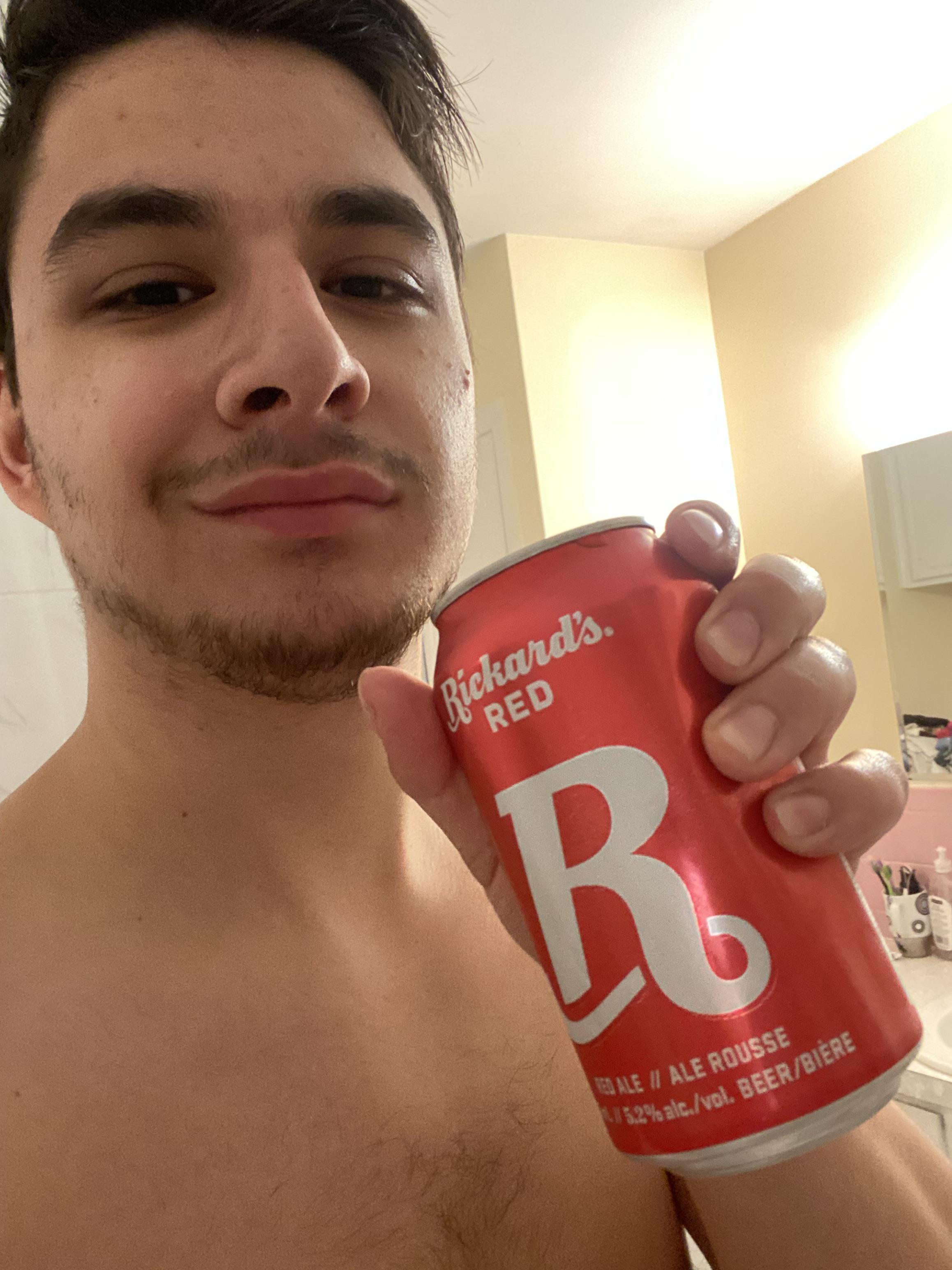 Enjoying some Rickards Red. First time poster. | Scrolller