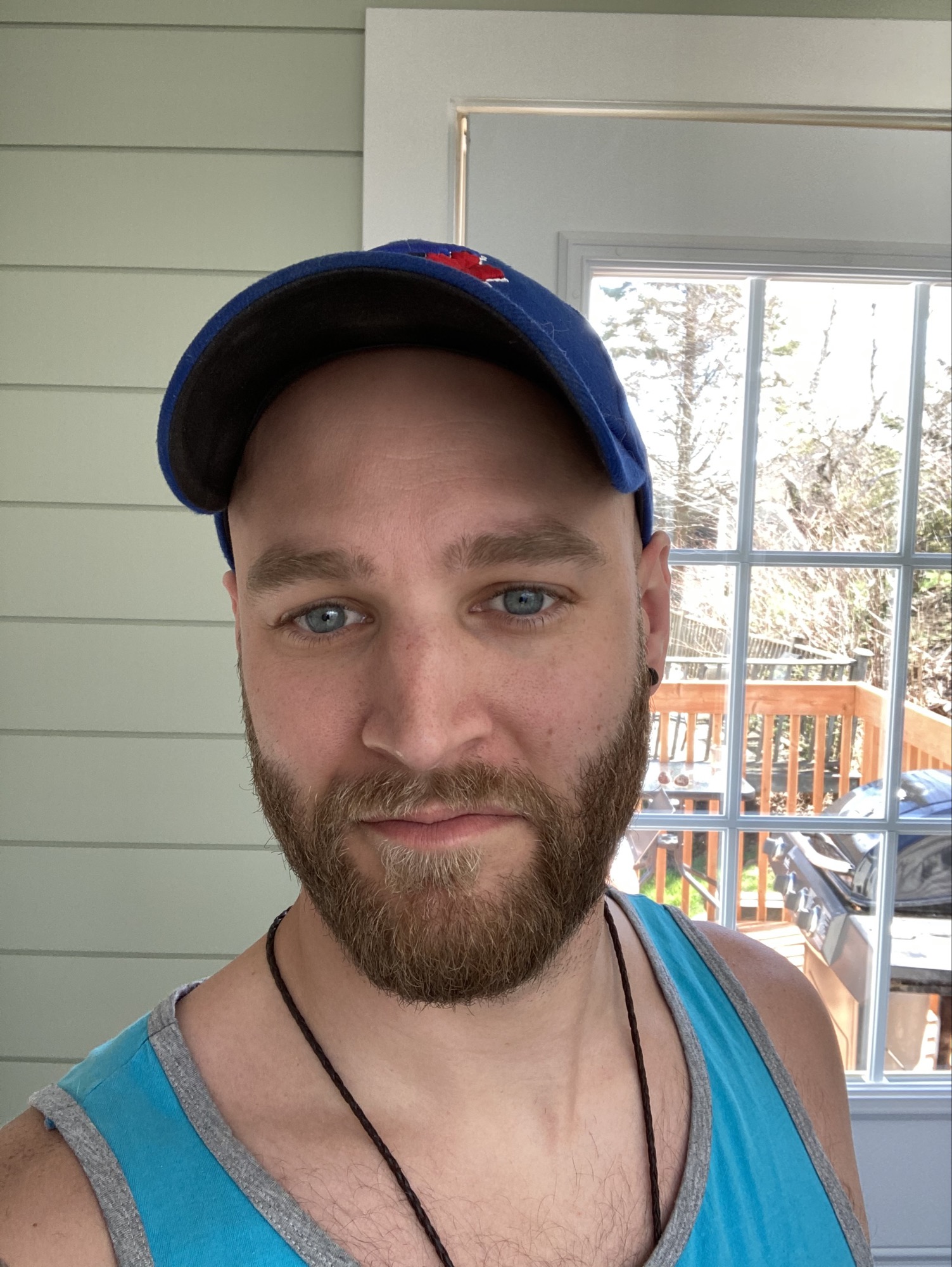 Enjoying the sun while locked down | Scrolller