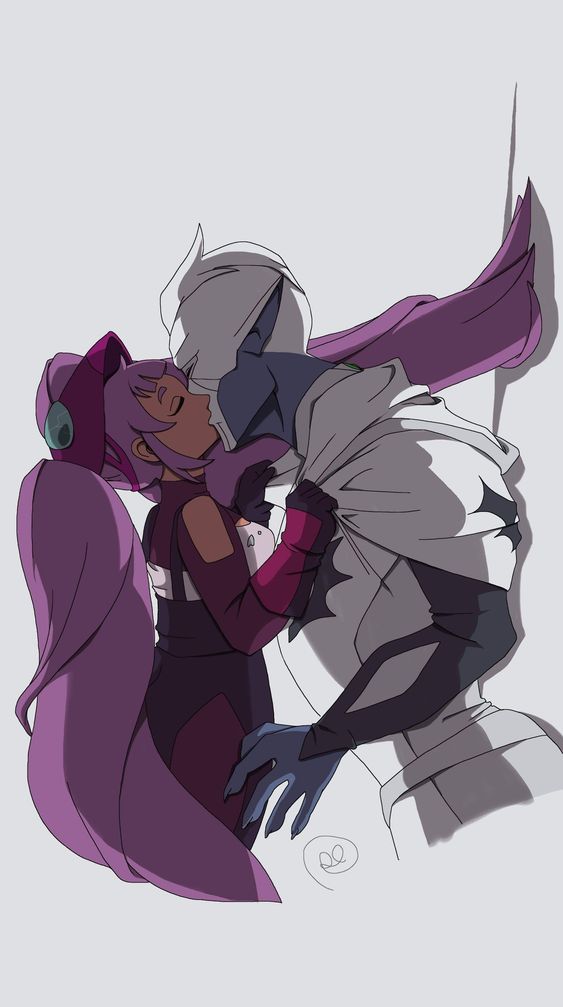 Entrapdak Kisses | Scrolller