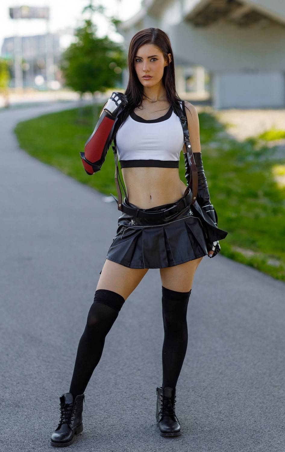 Erin Olash | Scrolller