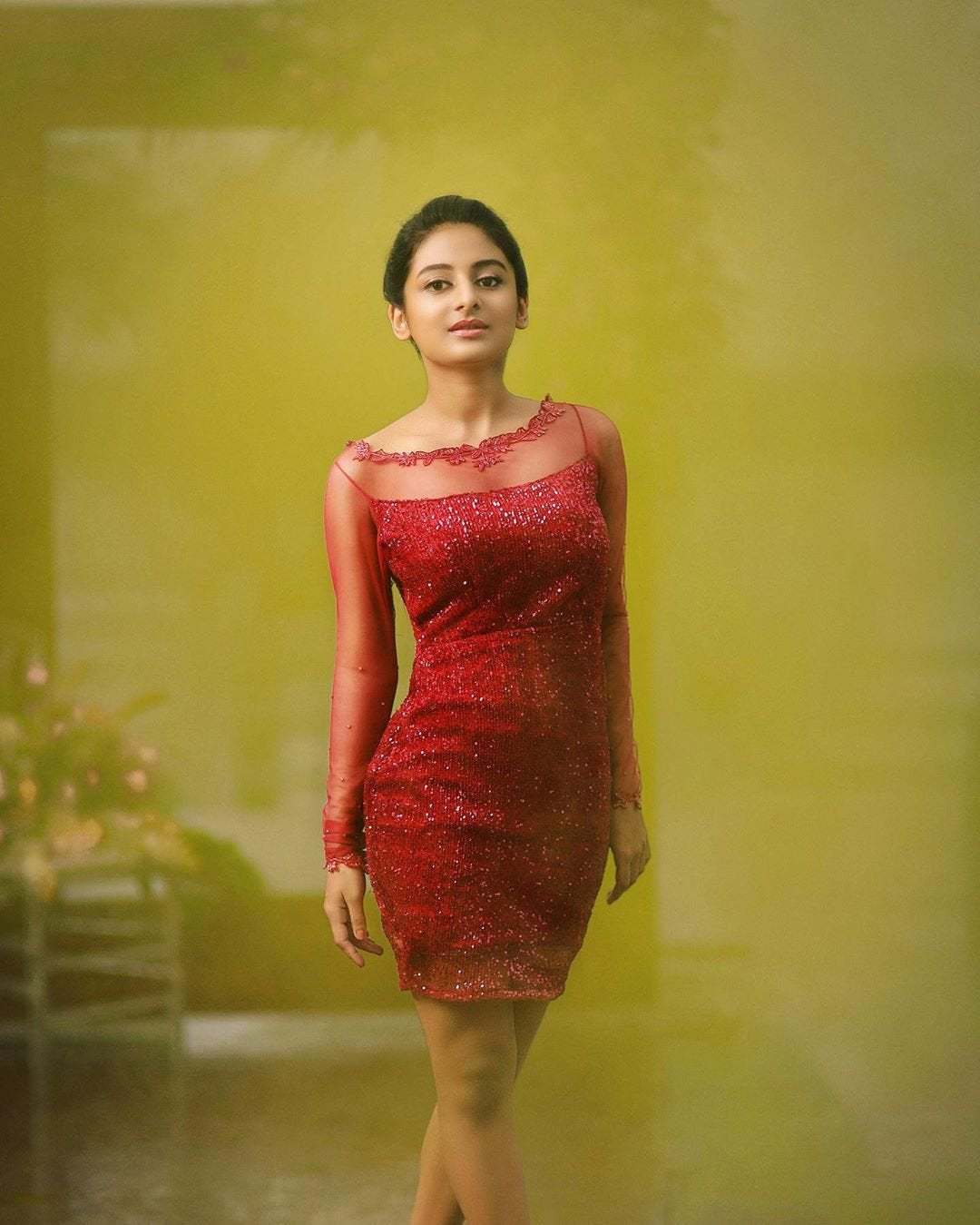 Esther Anil | Scrolller