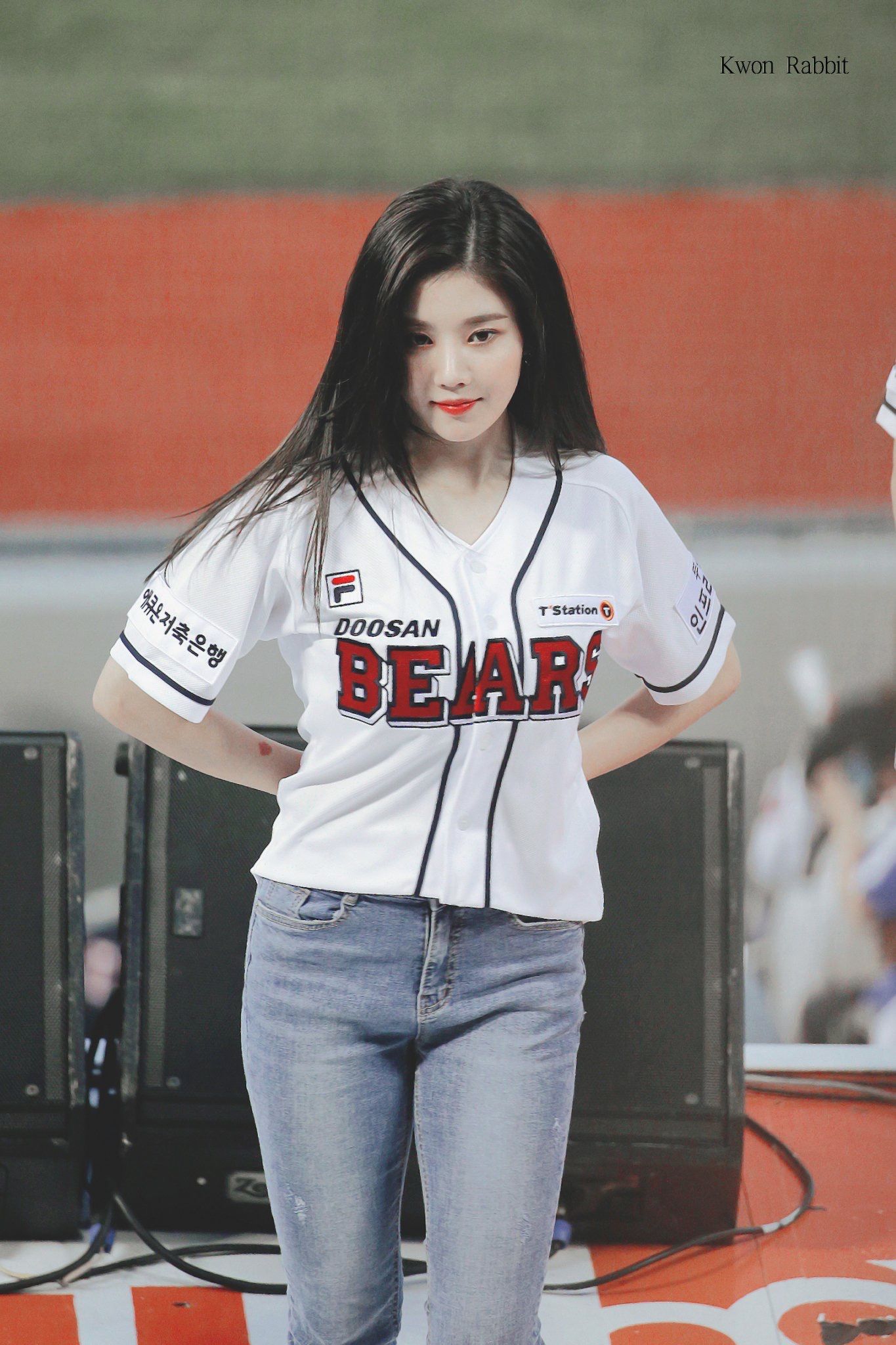Eunbi | Scrolller