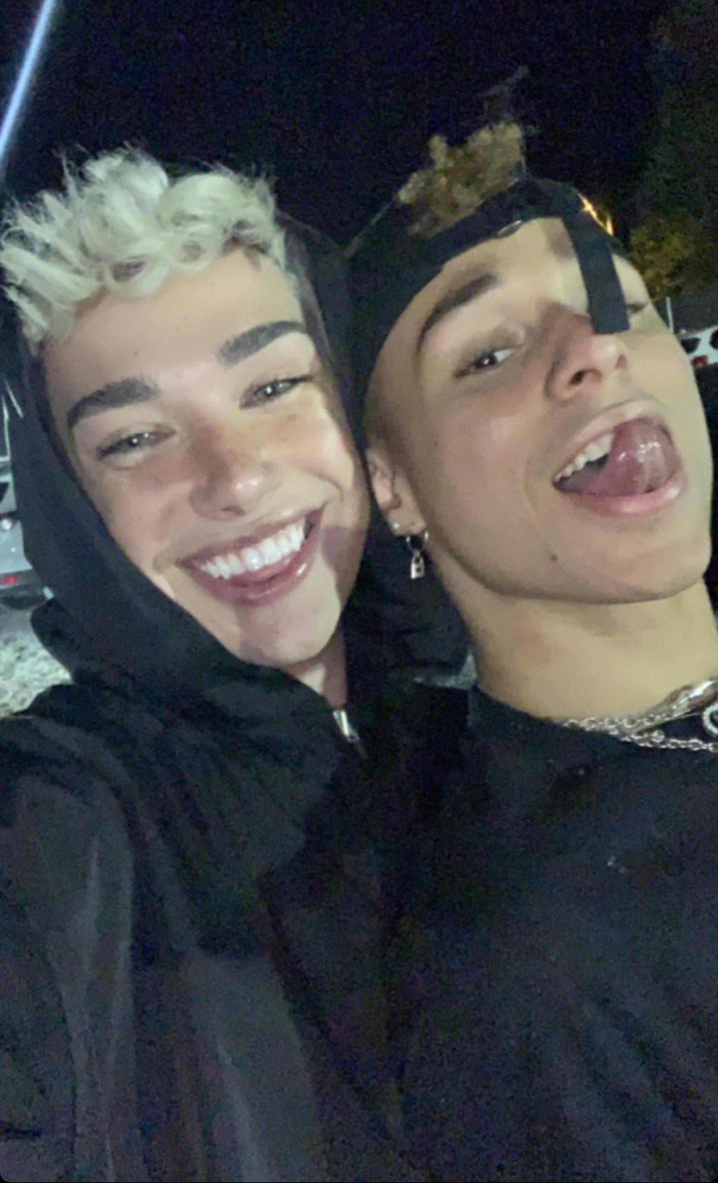 Even more James & Larray 😌 | Scrolller