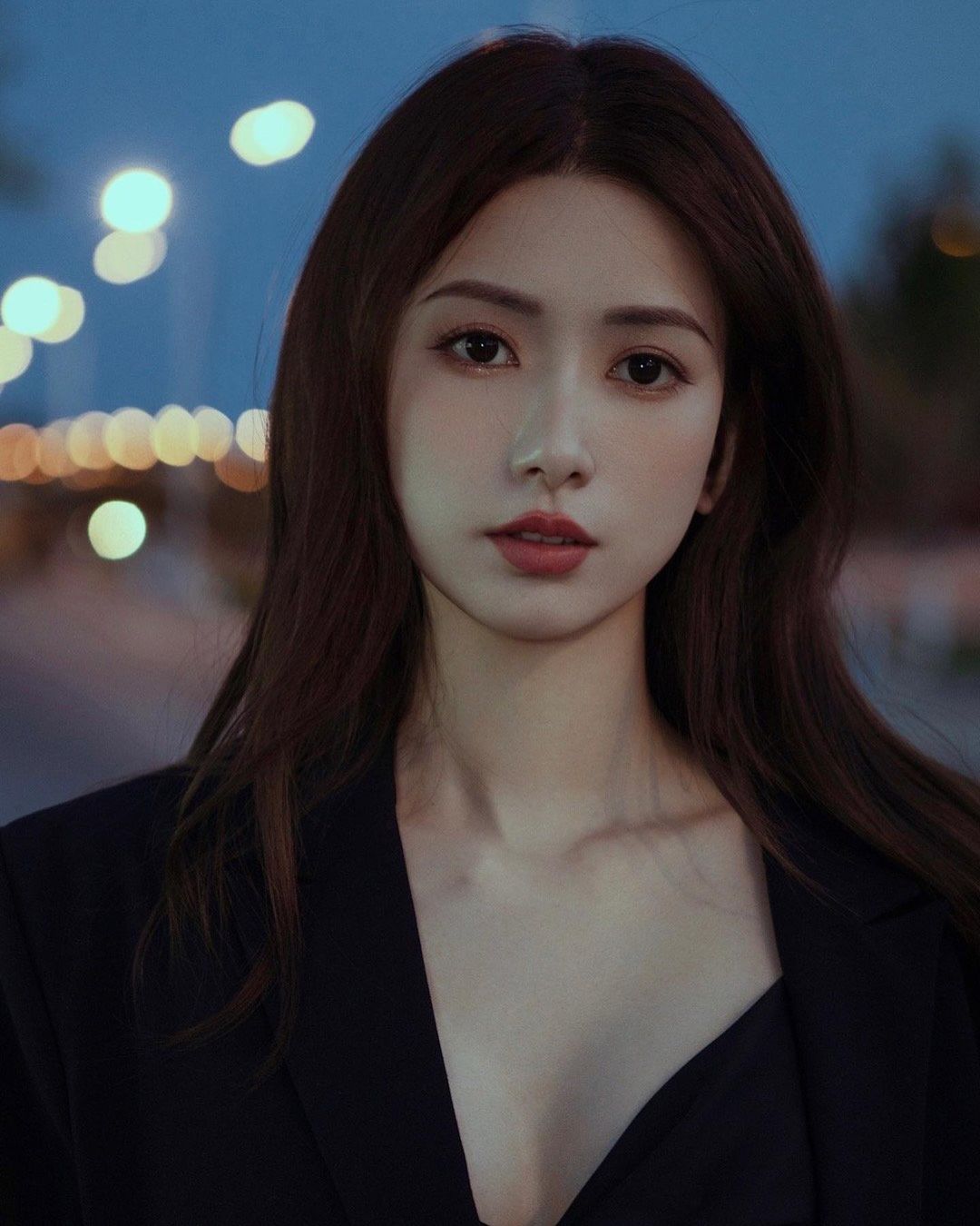 Evening walk | Scrolller