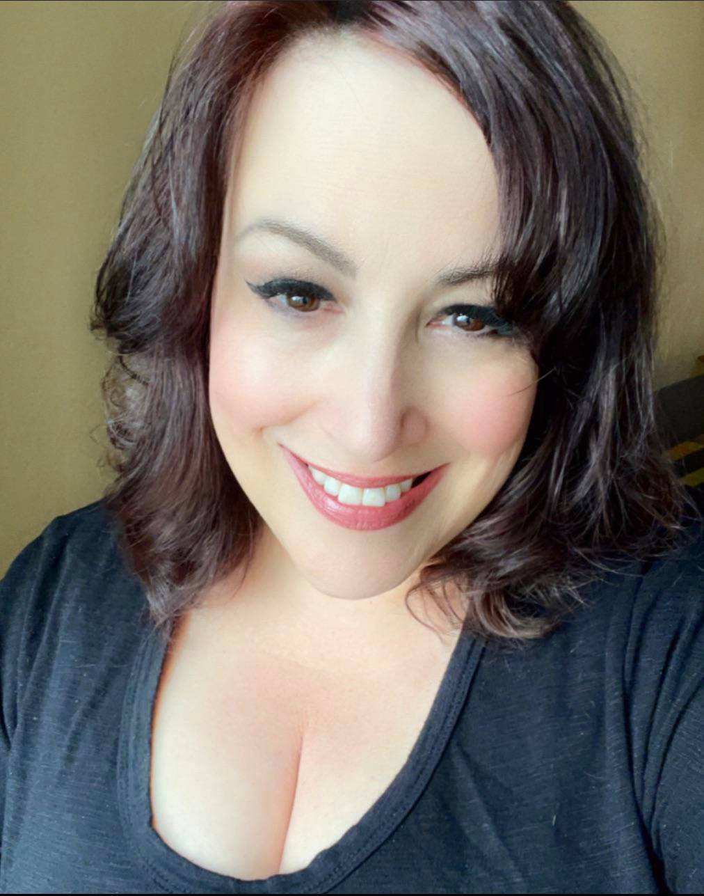 Every face tells a story. What’s mine? | Scrolller