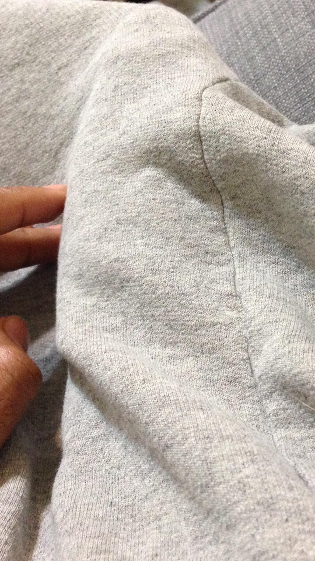 Everybody Loves Grey Sweats | Scrolller