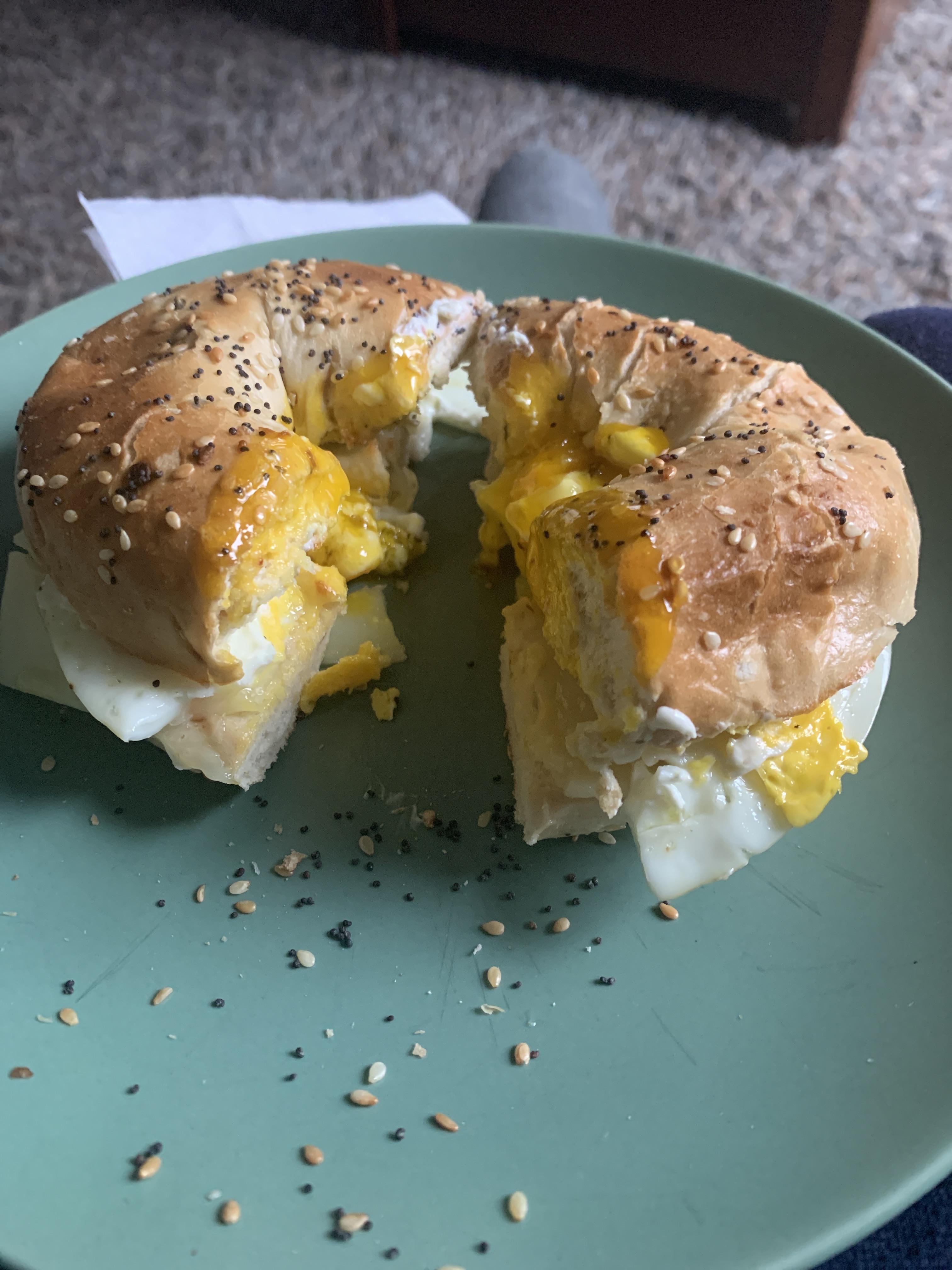 Everything bagel, cheddar, jalapeño cream cheese and a fried egg | Scrolller