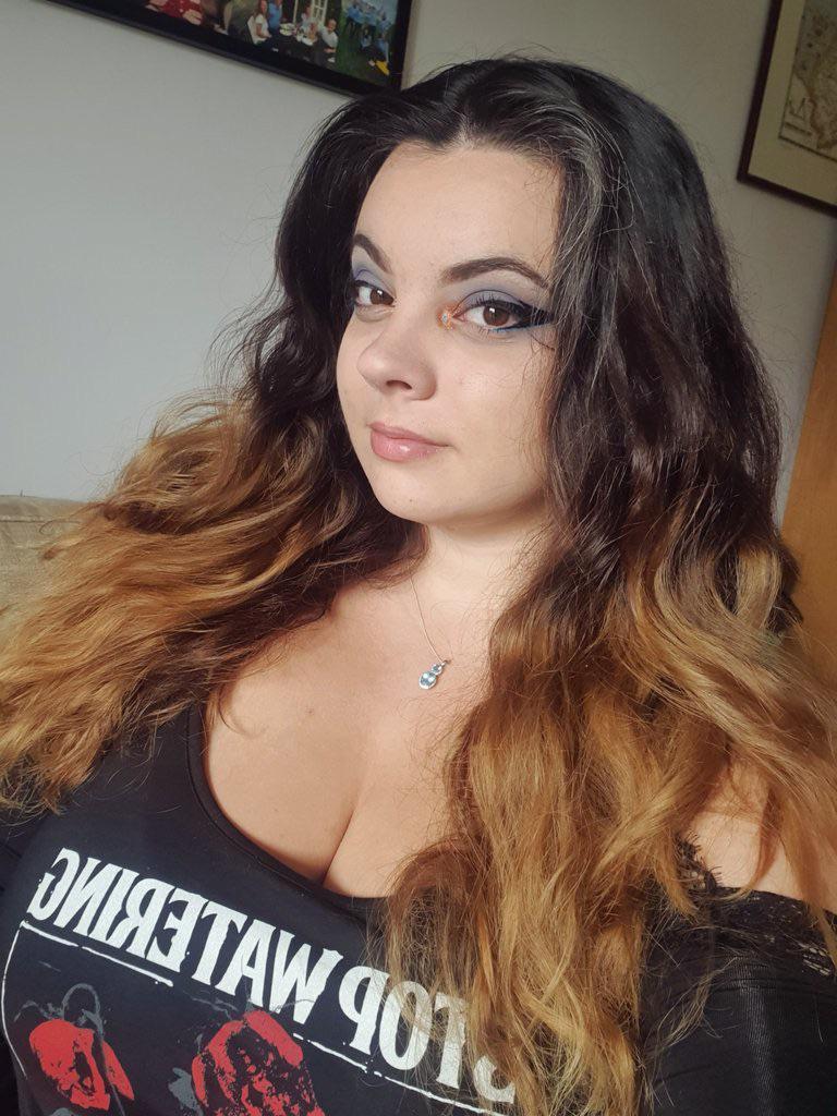 Discover more like 2busty2hide: Eye shadow and Related Content | Scrolller