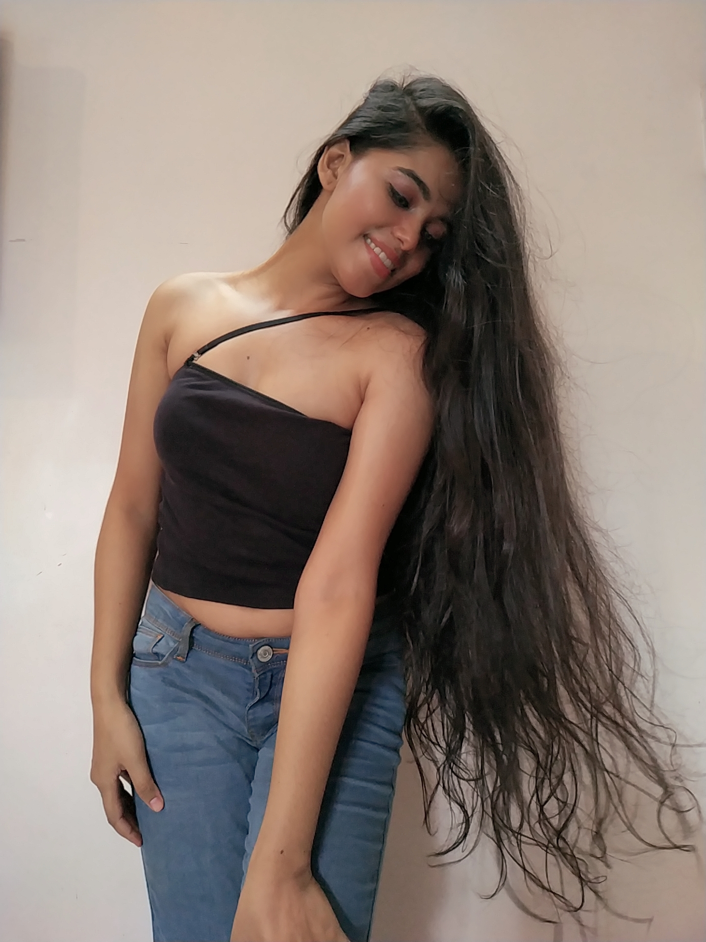 F 24 I love my hairs ️ | Scrolller