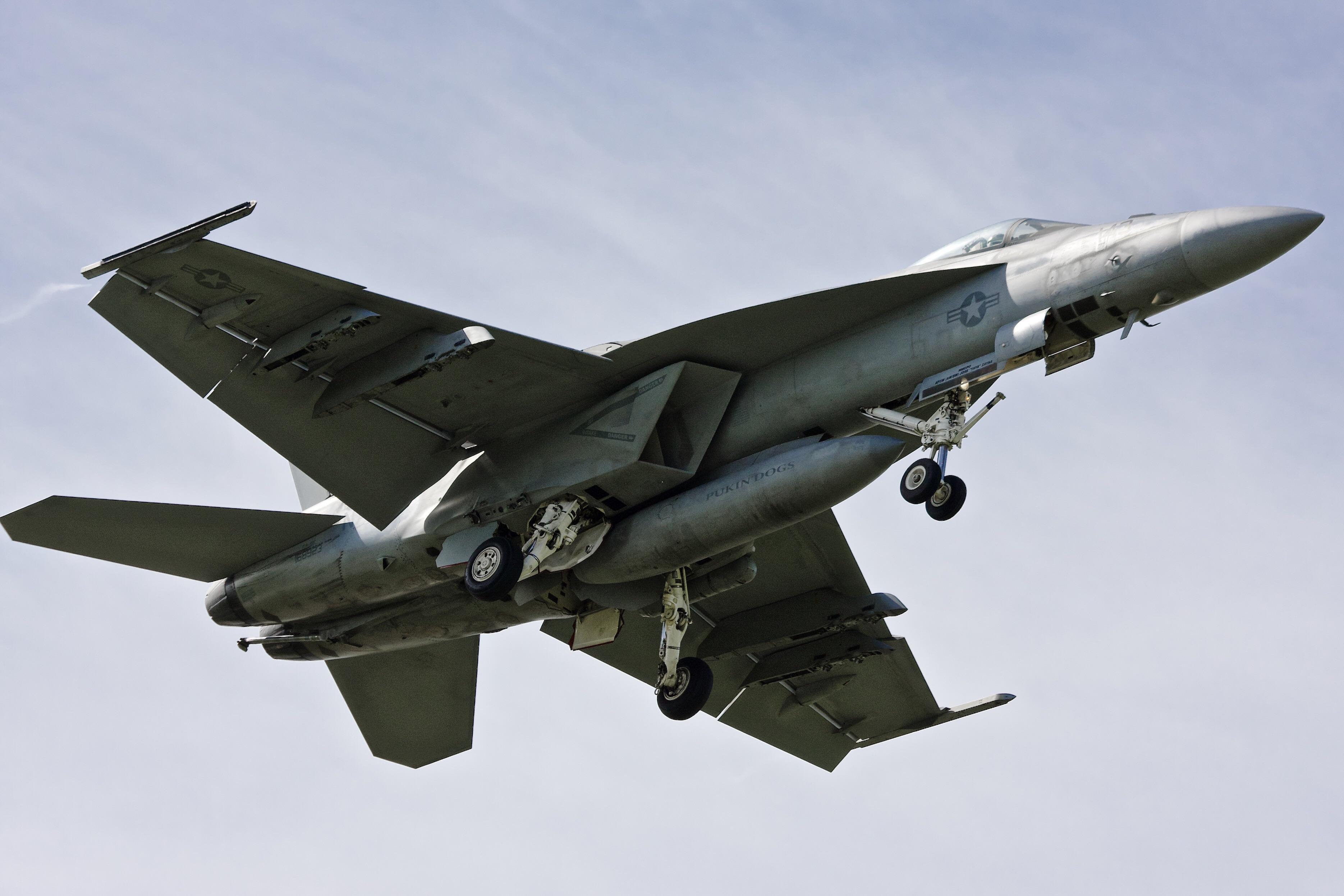 F/A18 Super Hornet | Scrolller