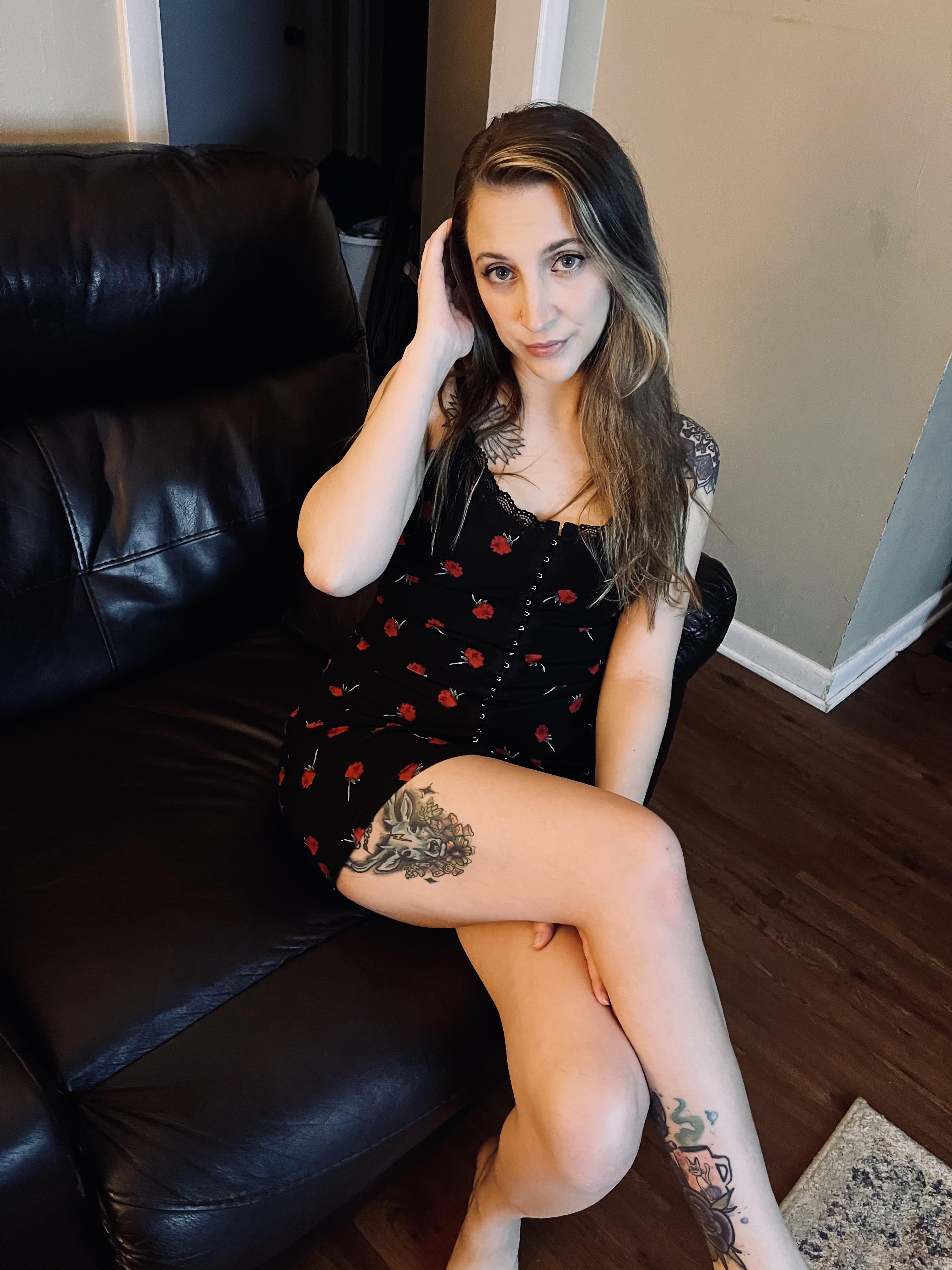 [f] Is this dress too mild? | Scrolller