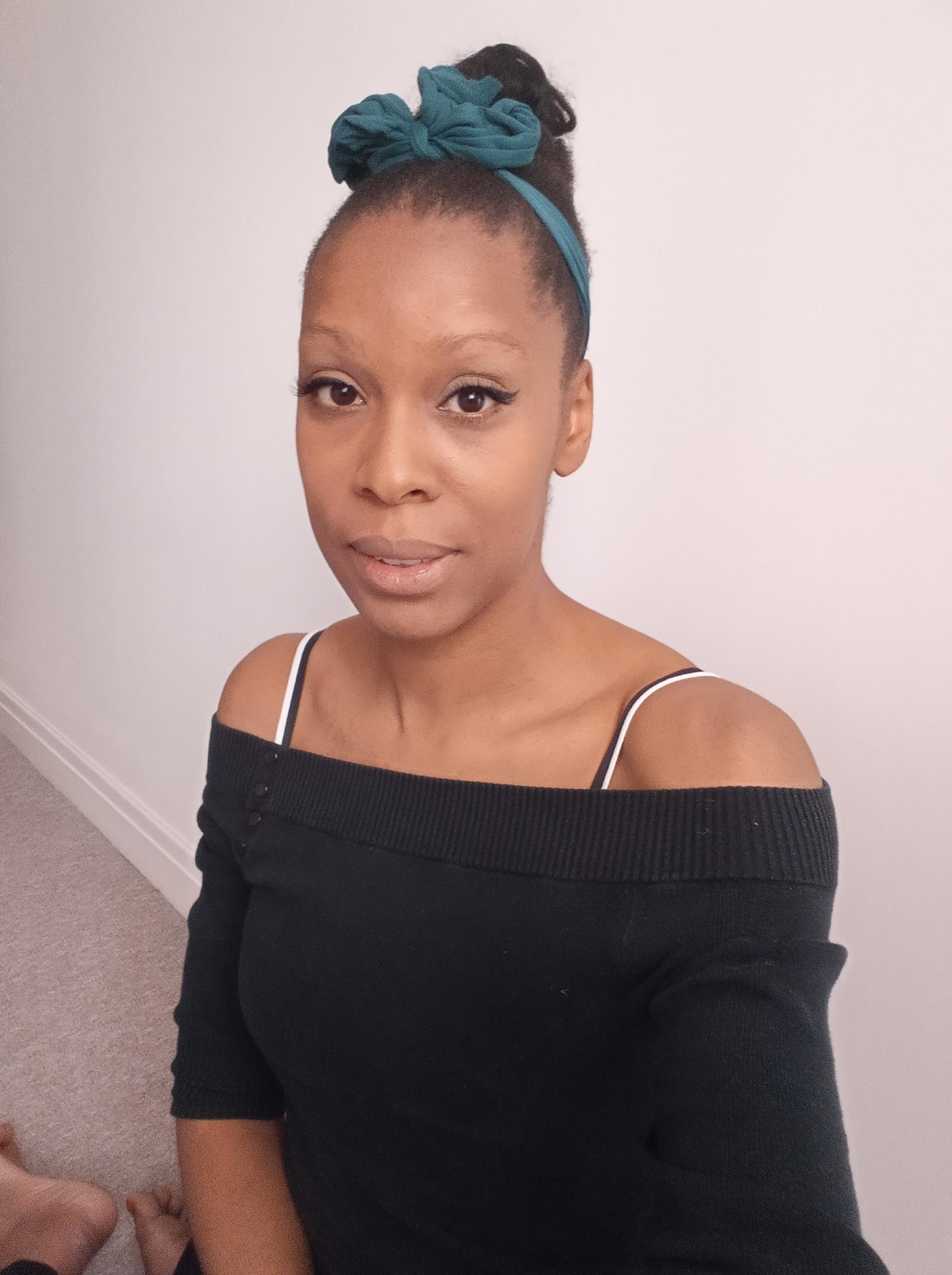 (over 18) It's Friday..yay :) | Scrolller