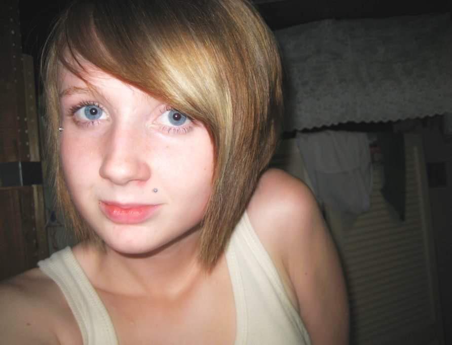 F18...just curious | Scrolller