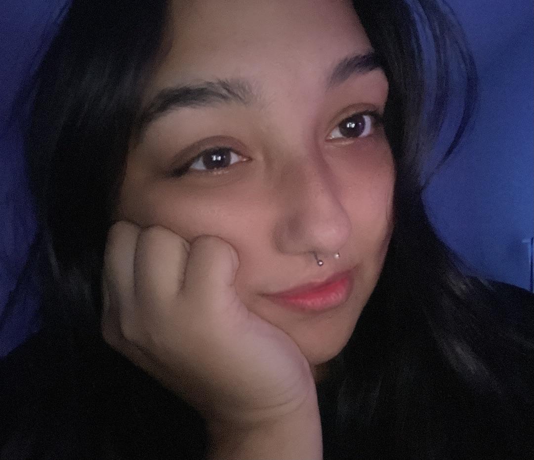 [F21] hi | Scrolller