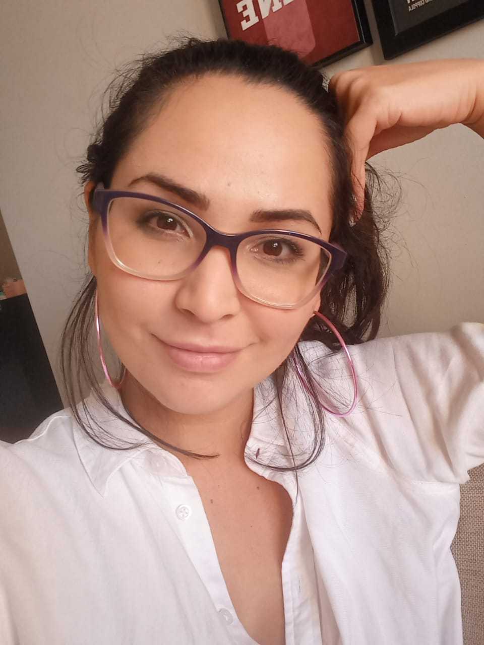 F31 work selfie | Scrolller