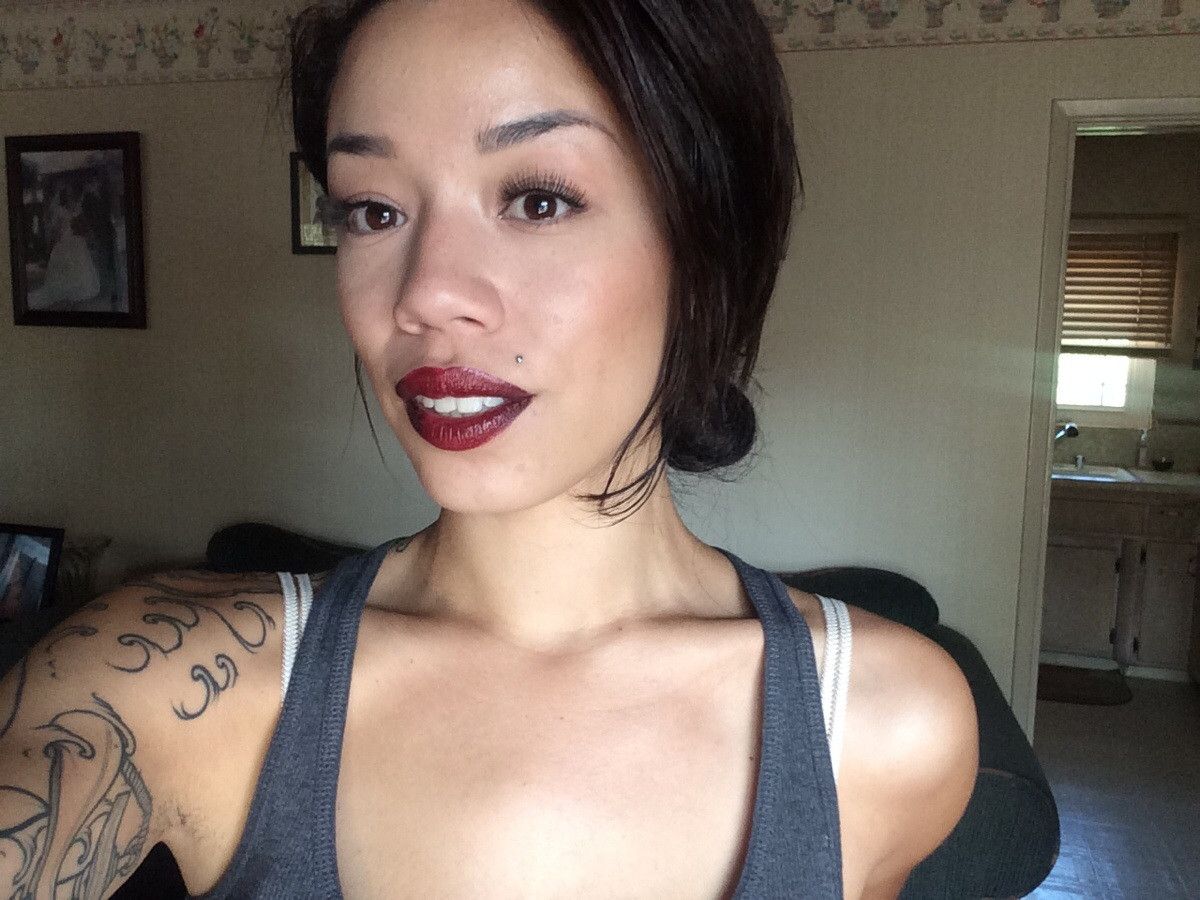 Fall's coming, so I'm brushing up on my vampy ombre lip skills! | Scrolller