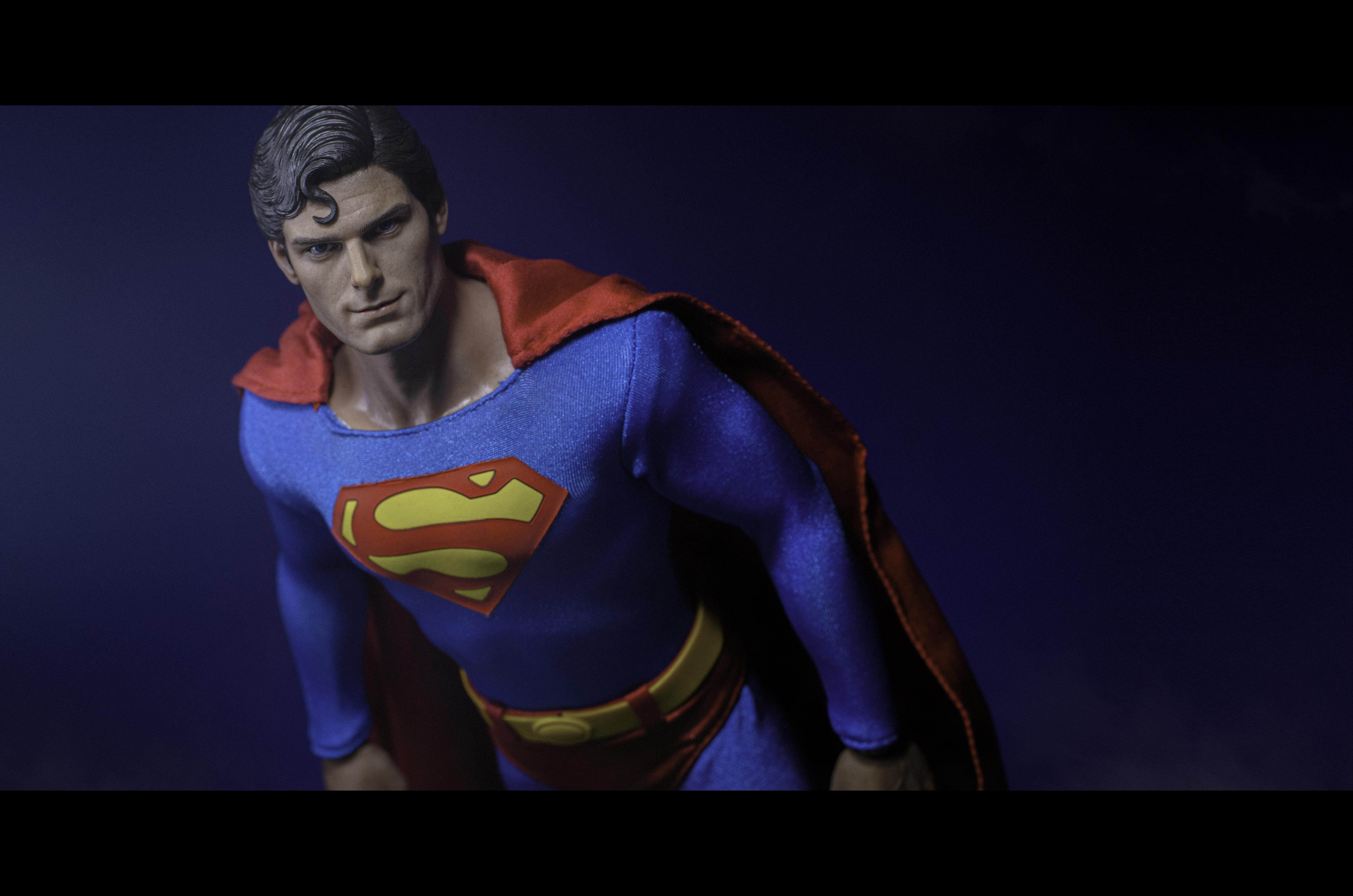 FAN-MADE: Just obtained a Hot Toys Christopher Reeves Superman and I just had to take a shot of ...