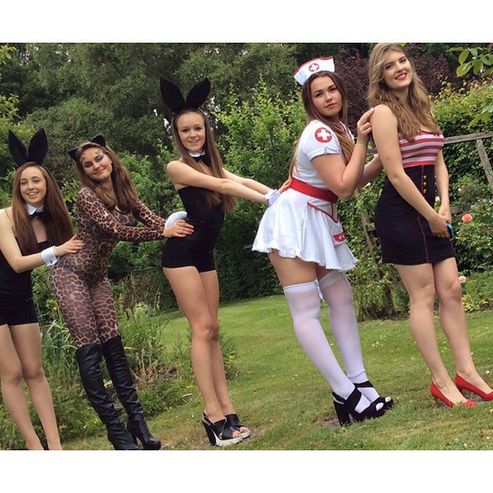 Fancy Dress Party | Scrolller