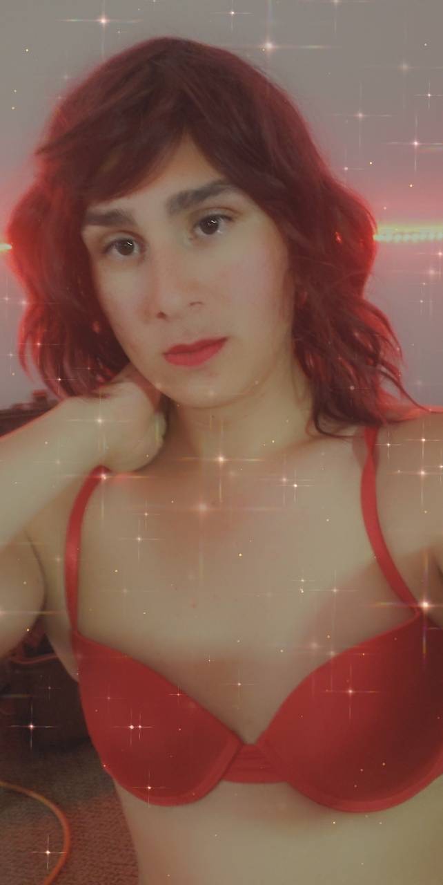 Feeling beautiful. 😻 | Scrolller