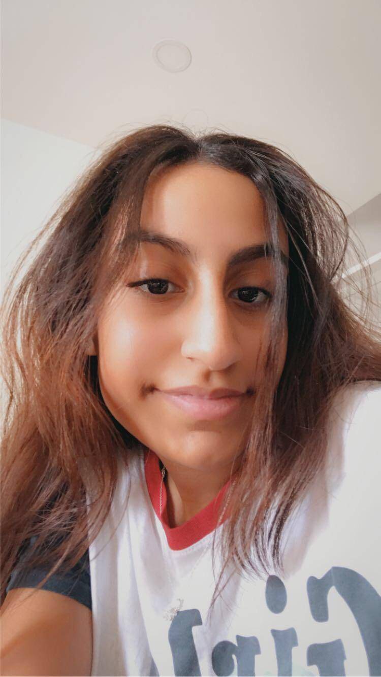 Feeling cute! 18F | Scrolller