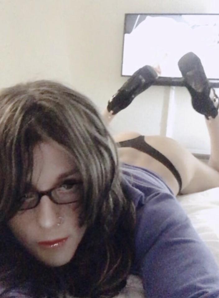 Feeling cute | Scrolller