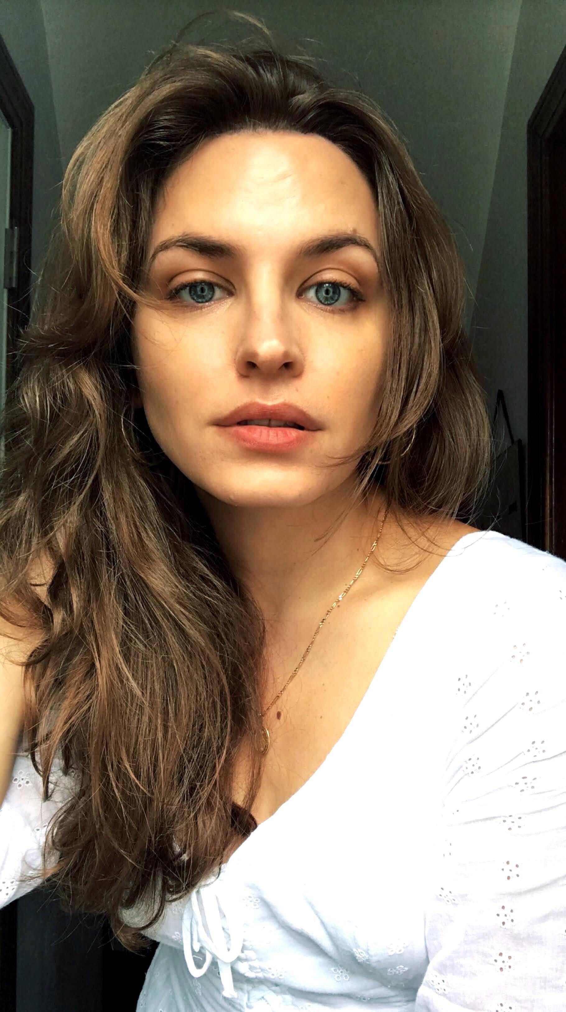 Feeling radiant in white (Trans woman, 35 y/o, 21 mos HRT). | Scrolller